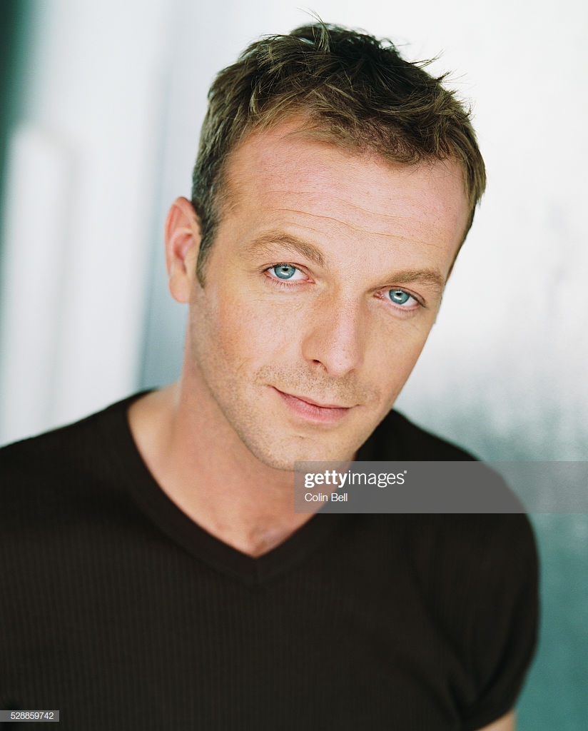 Hugo Speer Height - CelebsHeight.org