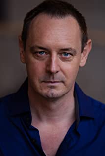 Steven Elder Height - CelebsHeight.org