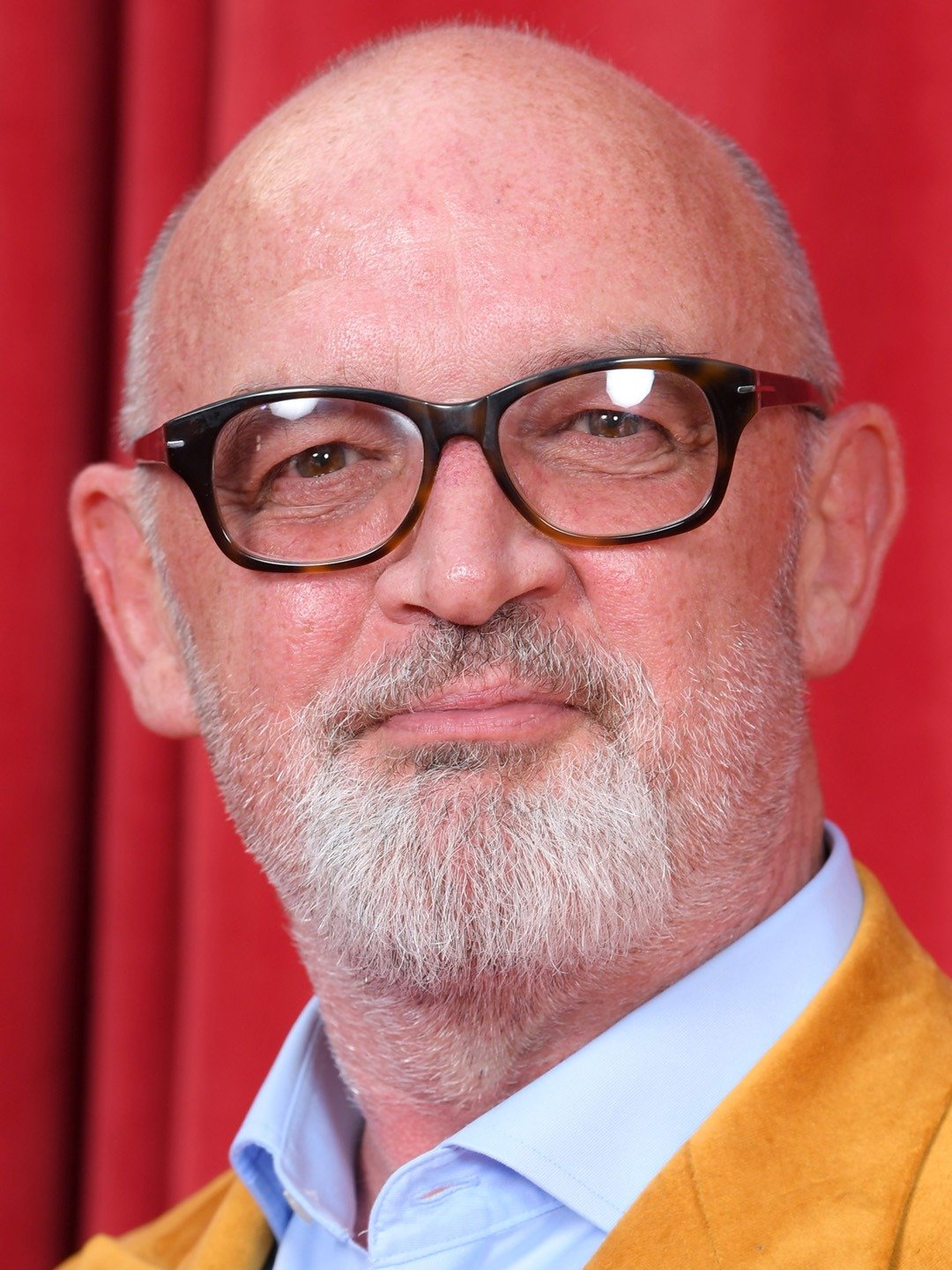 Connor McIntyre Height - CelebsHeight.org