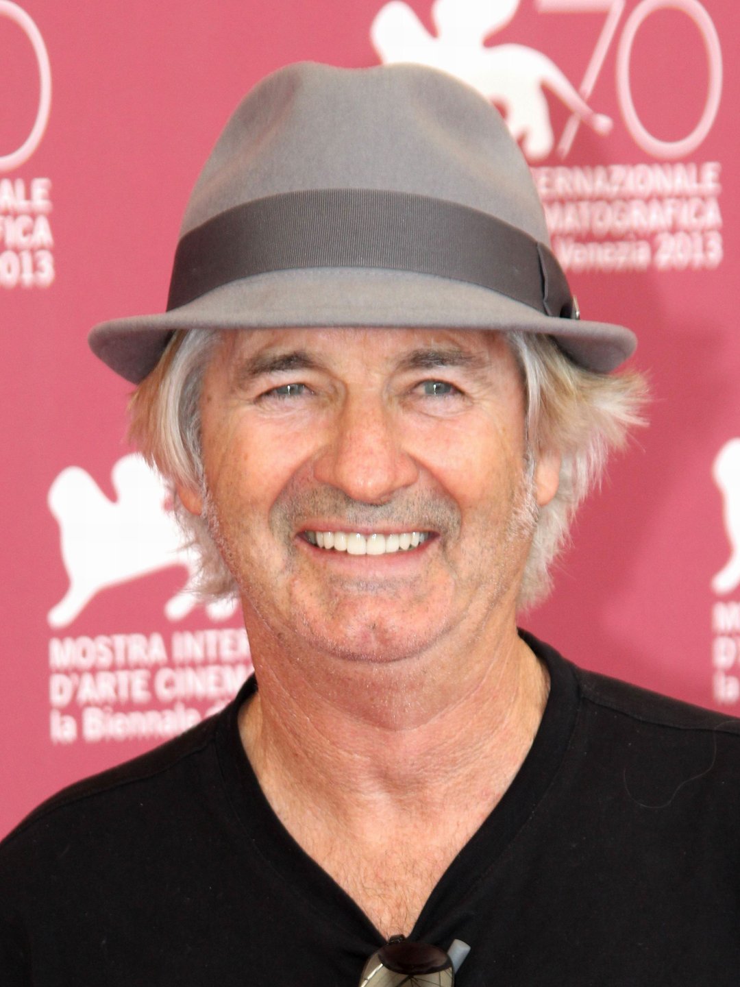 John Jarratt Height - CelebsHeight.org