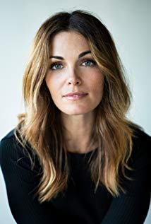 Kate French Height - CelebsHeight.org