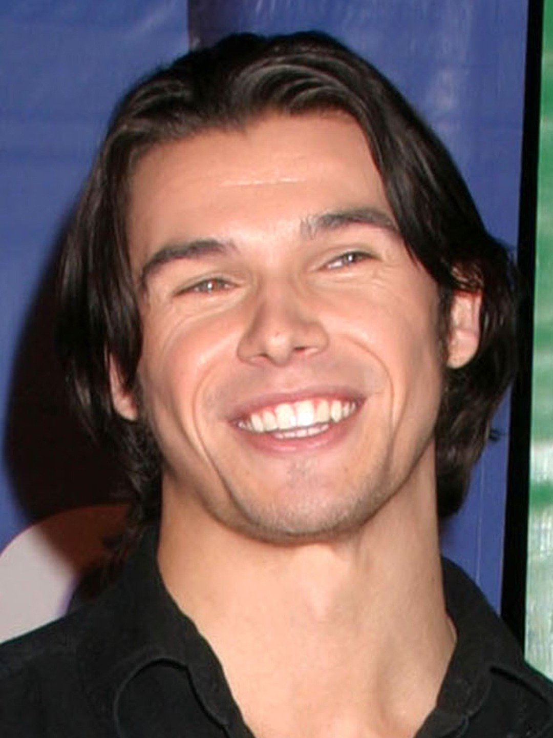 Paul Telfer Height - CelebsHeight.org