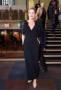 Stephanie March Height - CelebsHeight.org