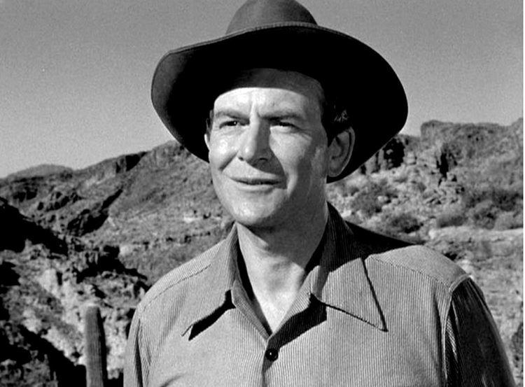 Celebrity Heights - CelebsHeight.org