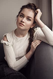 Alison Thornton Height - CelebsHeight.org