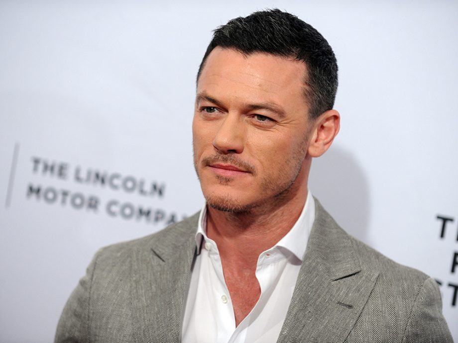 Luke Evans Height - CelebsHeight.org