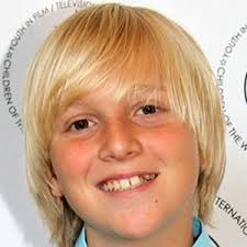 Miles Elliot Height - CelebsHeight.org