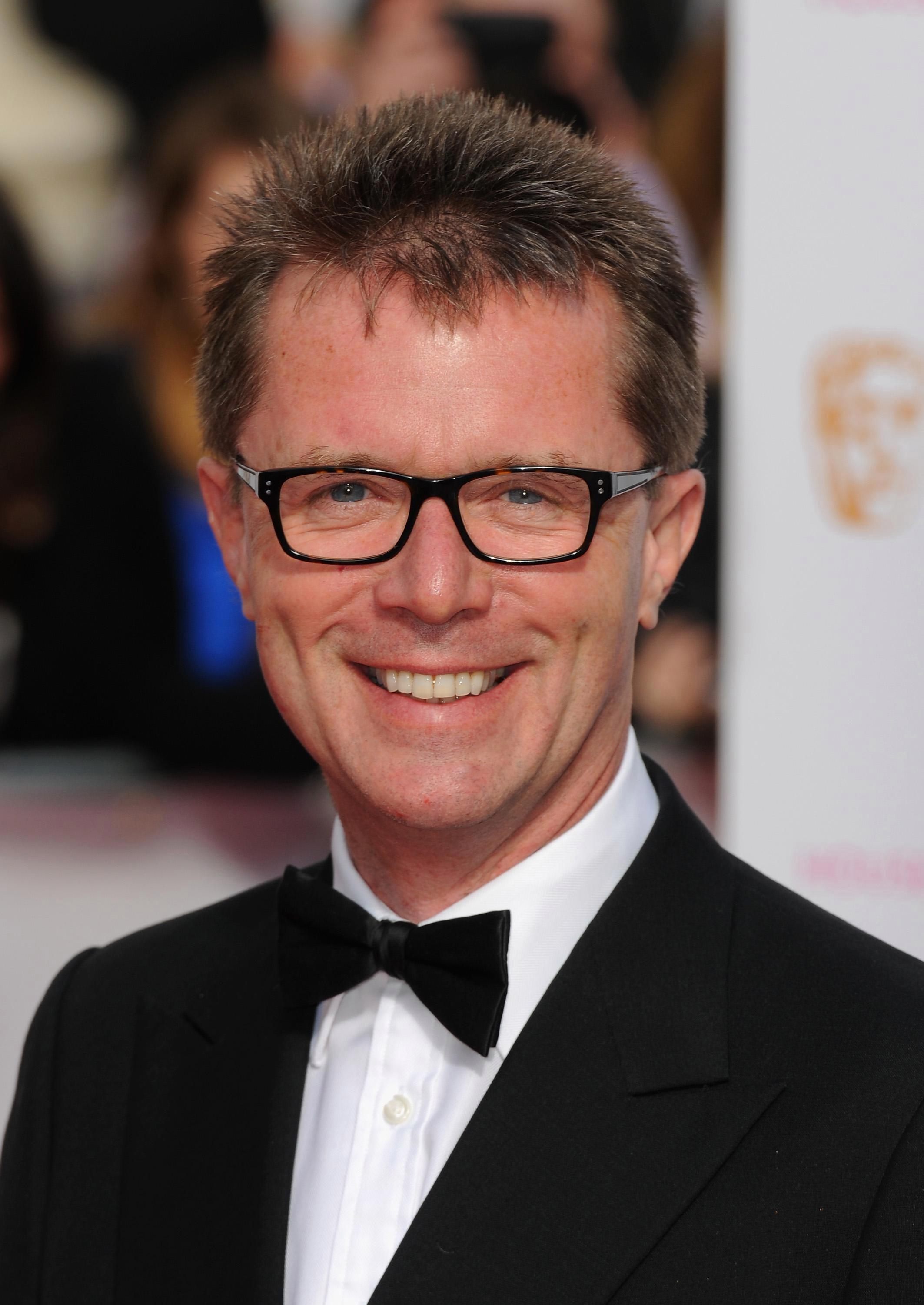 Nicky Campbell Height - CelebsHeight.org