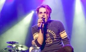 Gerard Way Height - CelebsHeight.org
