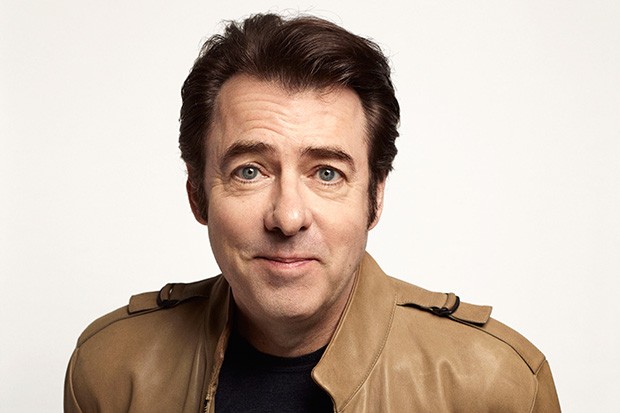 Jonathan Ross Height - CelebsHeight.org