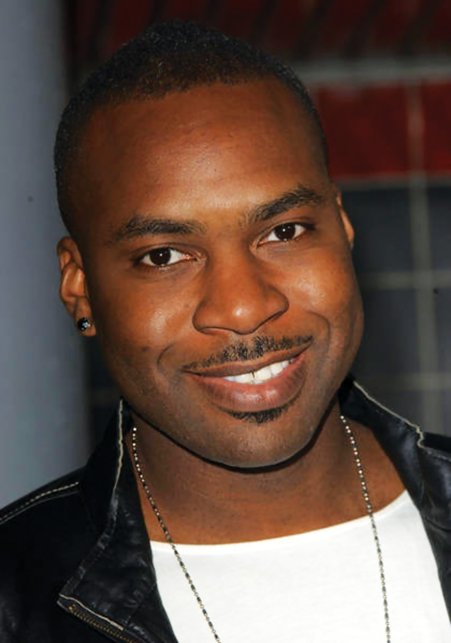 Razaaq Adoti Height - CelebsHeight.org