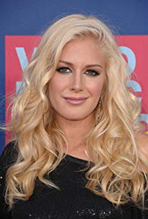 Heidi Montag Height - CelebsHeight.org