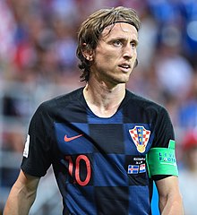 Luka Modrić Height - CelebsHeight.org