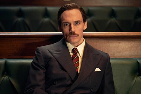 Sam Claflin Height - CelebsHeight.org