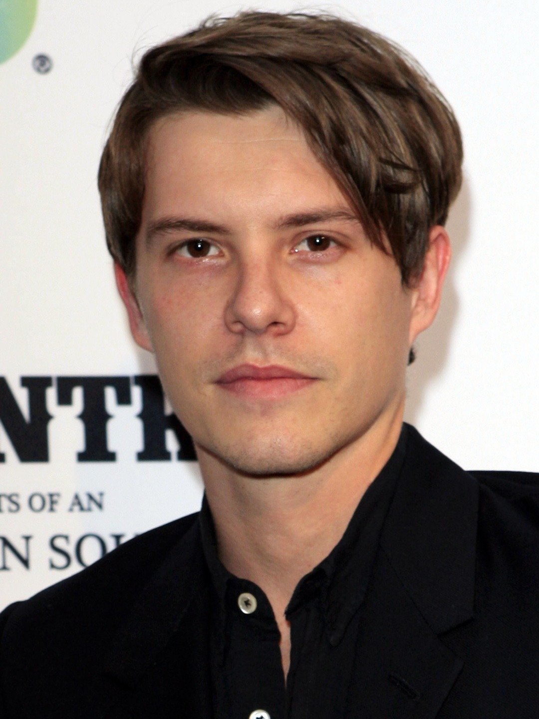 Xavier Samuel Height - CelebsHeight.org
