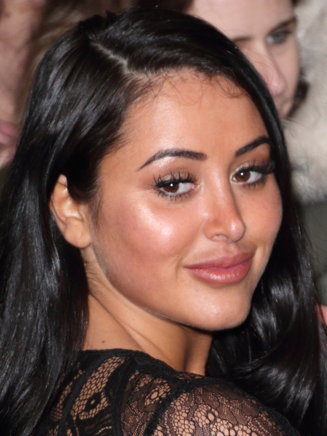 Marnie Simpson Height - CelebsHeight.org