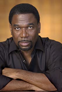 Alfonso Freeman Height - CelebsHeight.org