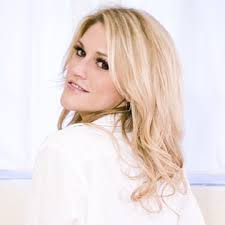 Bevin Prince Height - CelebsHeight.org